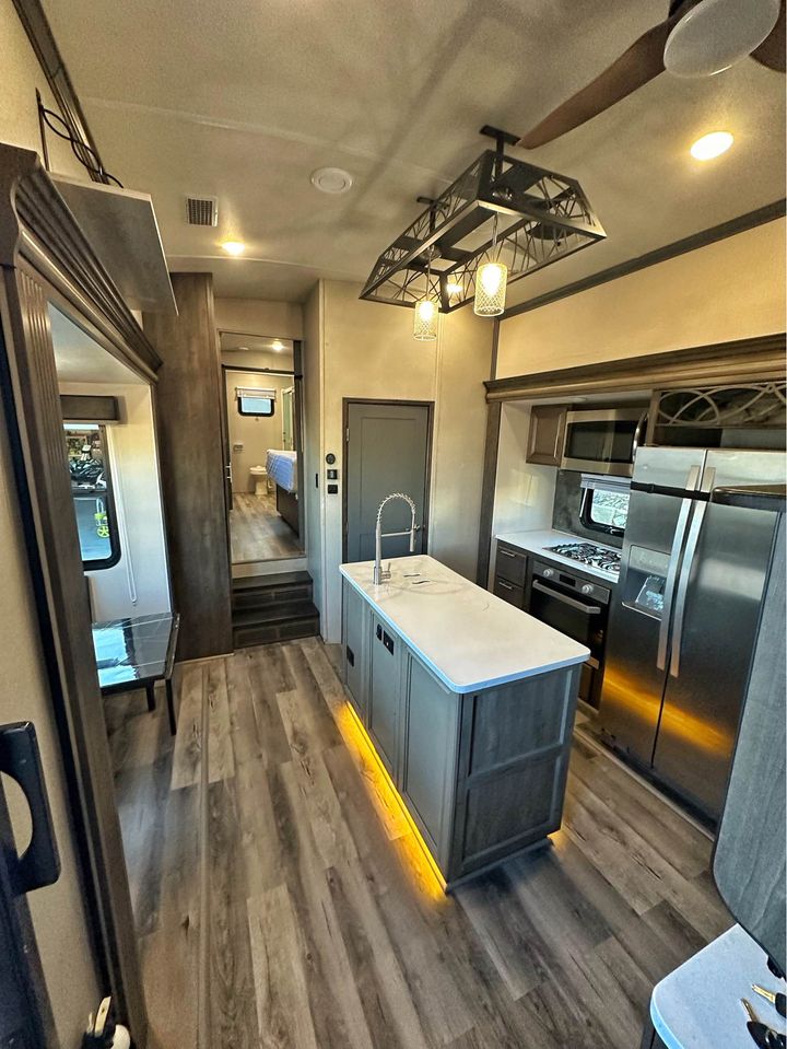 2020 Forest River cardinal luxury - Ultimate Toy Trader