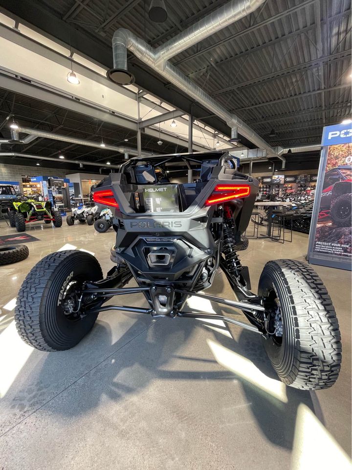 2025 Polaris rzr pro r - Ultimate Toy Trader