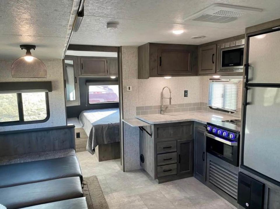 2021 Forest River coachmen apex ultralight - Ultimate Toy Trader